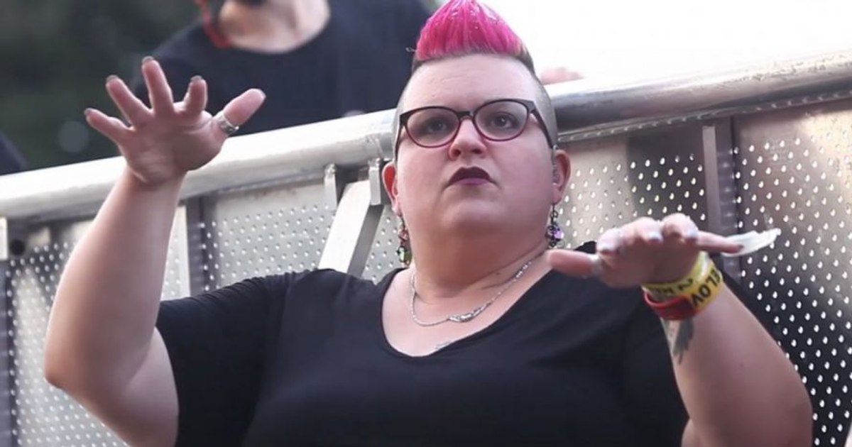 INTERVIU Amber Galloway, femeia care a spart barierele sunetului la Electric Castle: „Pentru a ...