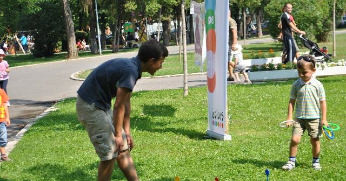 Patru zile de distracţie şi mişcare în aer liber în Parcul Tractorul ...