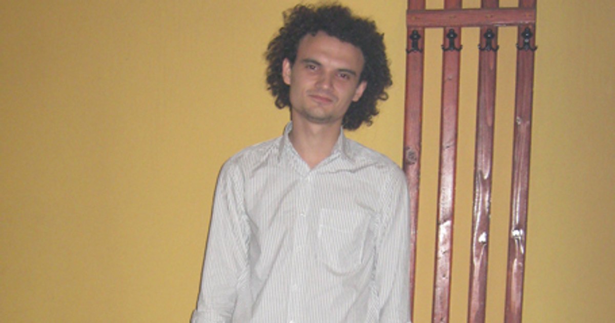 Portret/ Vlad Cepoi dă aripi scenei botoşănene | adevarul.ro