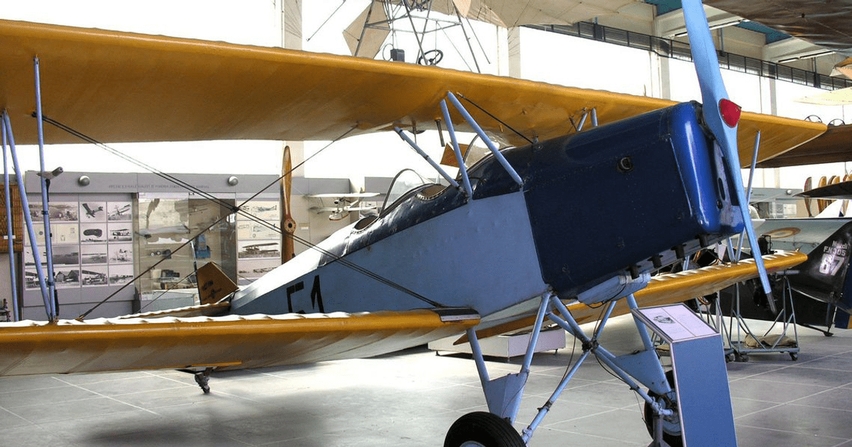 Legendarul avion pe care au învățat să zboare toți aviatorii militari ...