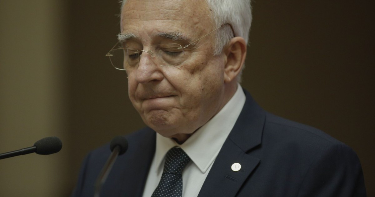 Isărescu, despre Pilonul II de pensii: Nu „ni se confiscă banii". ASF ...