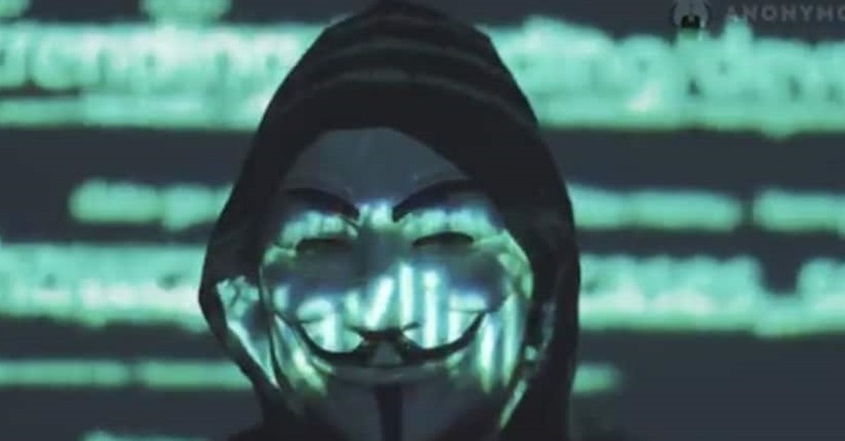 Hackerii Anonymous i-au declarat război cibernetic lui Vladimir Putin! Au spart bazele de date ...