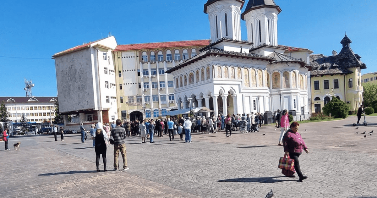 BISERICA ŞI ROLUL EI ÎN SOCIETATEA ROMÂNEASCĂ CONTEMPORANĂ