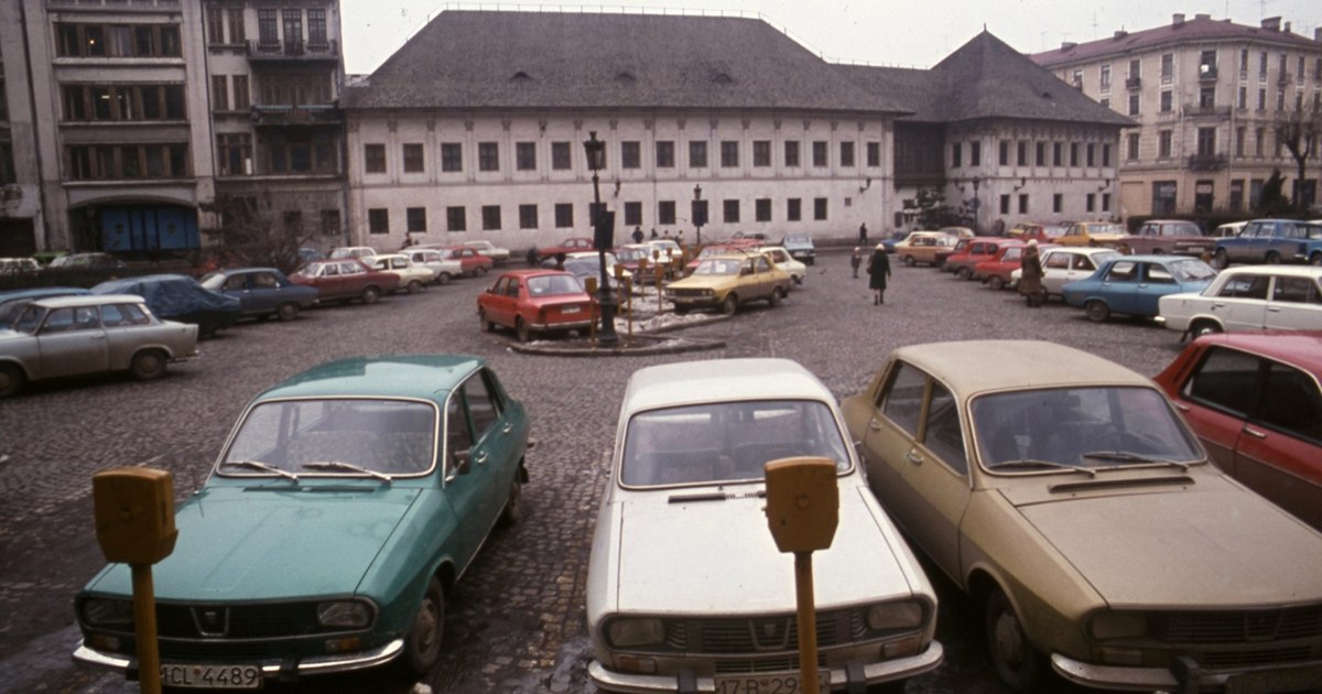 Cum s-a umplut România de mașini străine în anii ’90. Primii samsari au ...