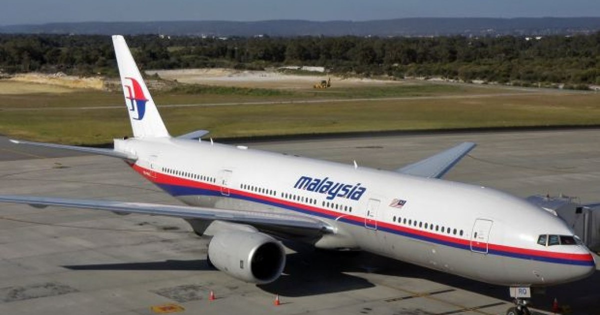 Fragmentul de fuselaj găsit pe Insula Reunion aparţine avionului ...