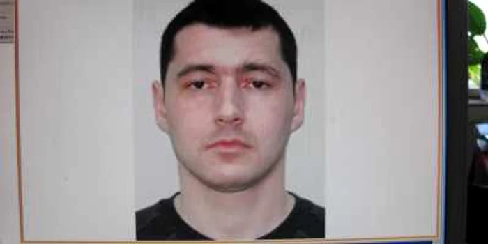 Incident grav în arestul Poliţiei Constanţa: Ucigaşul de homosexuali a ... Incident grav în arestul Poliţiei Constanţa: Ucigaşul de homosexuali a ...