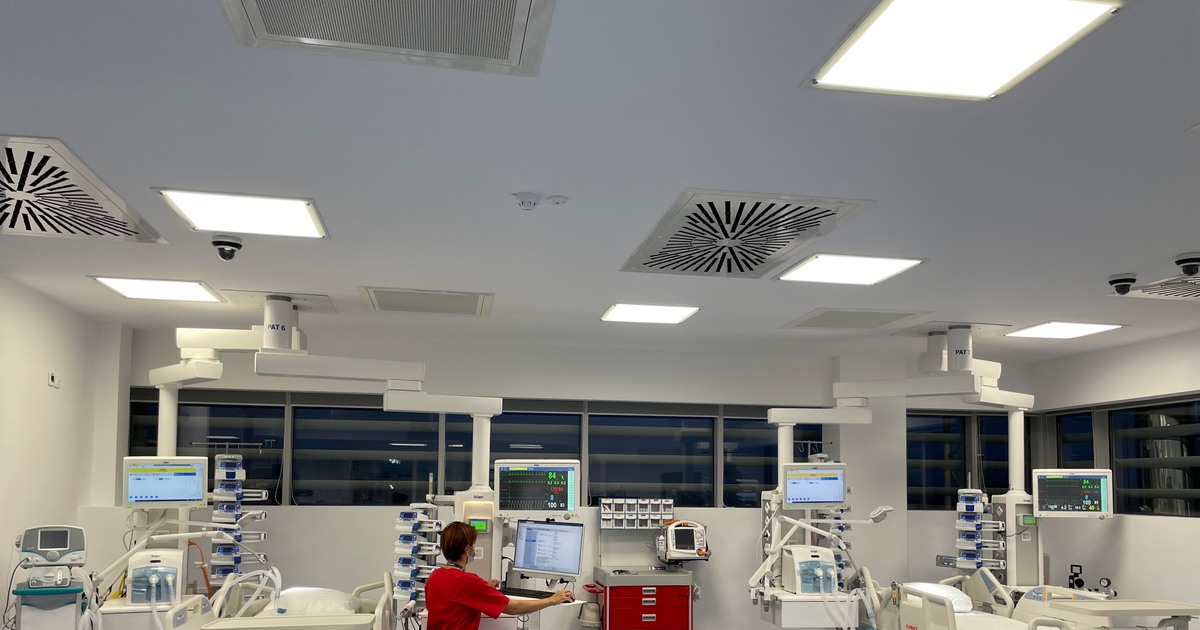 Performanță și progres în chirurgia cardiovasculară minim invazivă, la Spitalul Clinic SANADOR