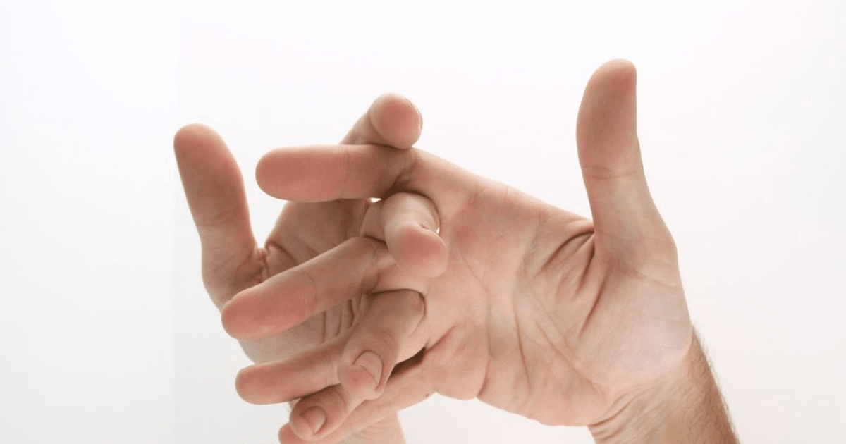 De ce amorţesc degetele de la mâini? Ce afecţiuni anunţă aceste stări