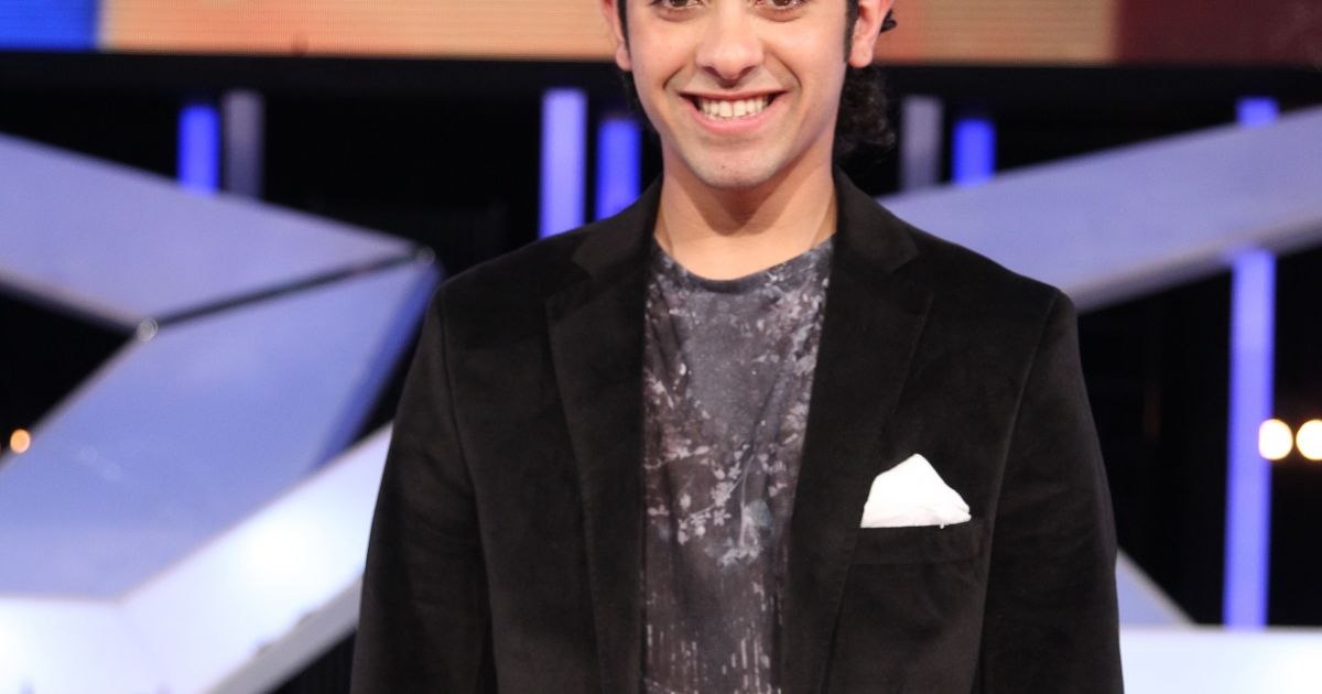 Valentin Dinu, finalistul de la „Românii au talent“, va cânta la ...