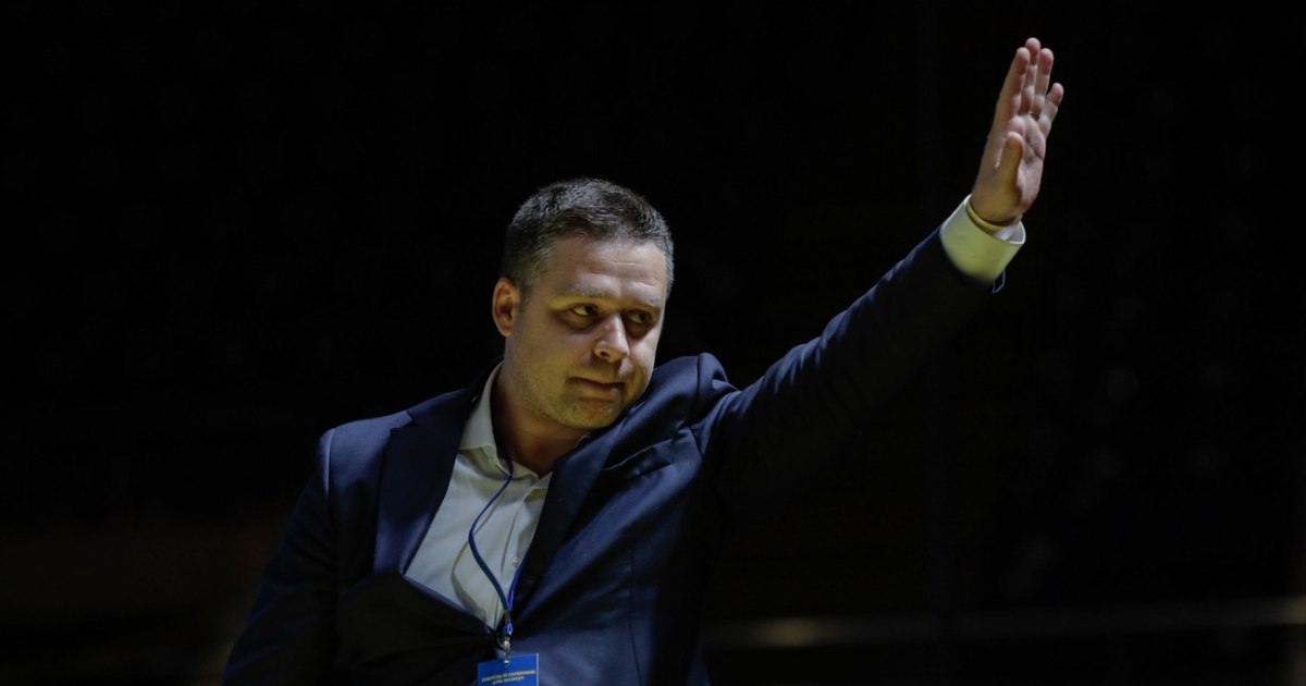 Reacție nervoasă a unui lider PNL în cadrul unei conferințe de presă ...