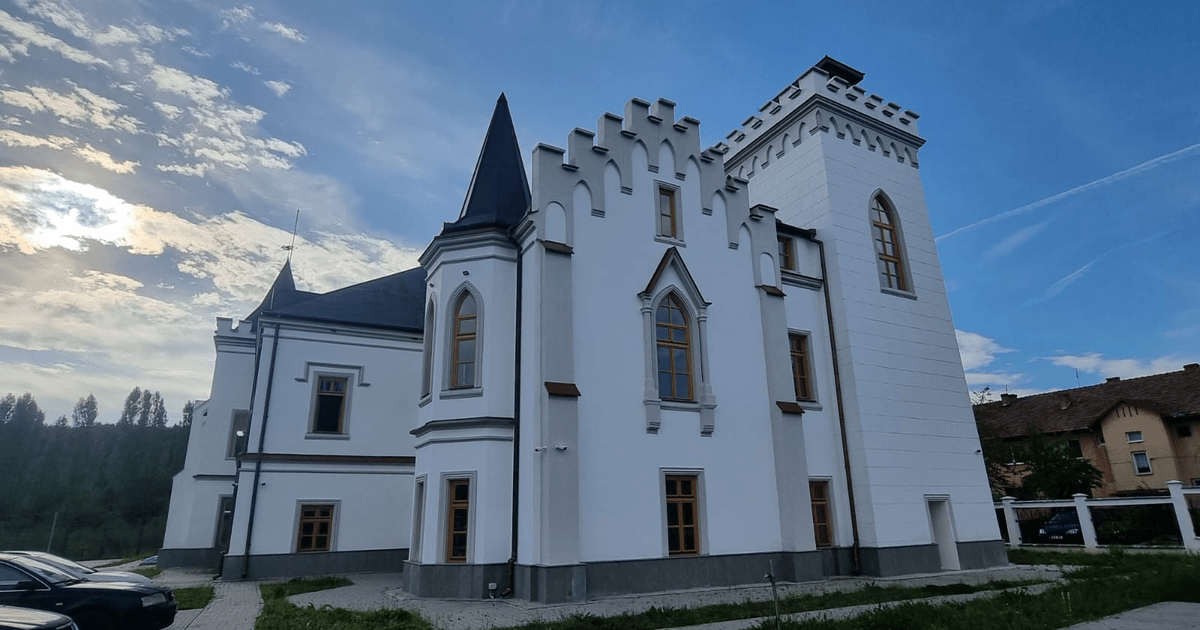 Blestemul unui faimos castel din Țara Hațegului, abandonat în urmă cu ...