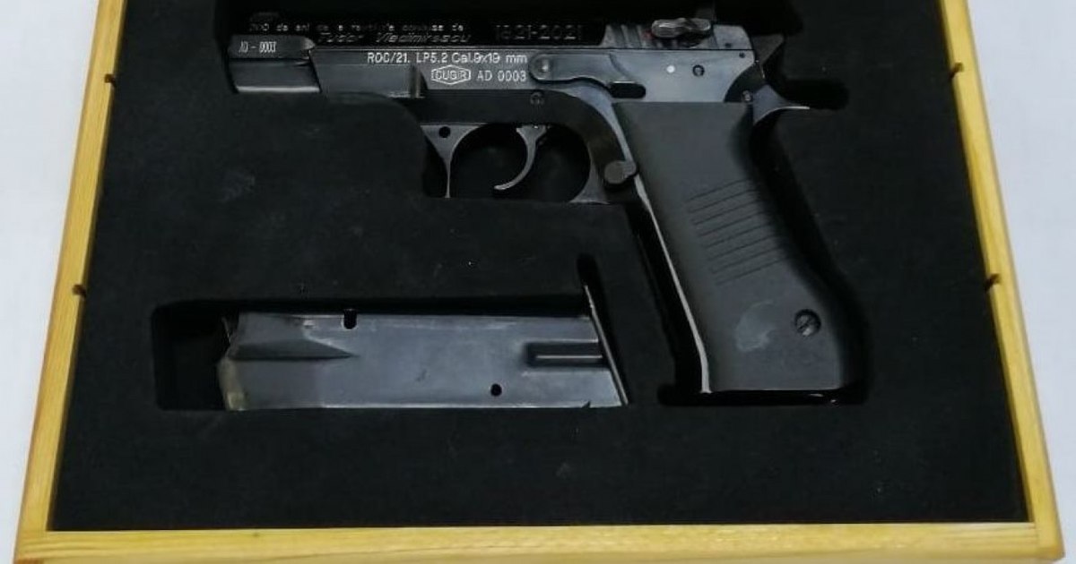 Un nou pistol realizat la Cugir intră în dotarea armatei române ...