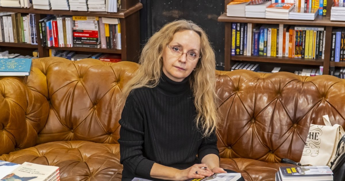 Veronica D. Niculescu, scriitoare:„Învăţăm multe de la noi înşine, când ...