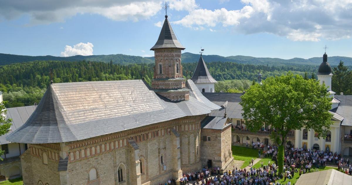 Trei sute de ani de la naşterea Sfântul Paisie de la Neamţ. Viața lui a ...