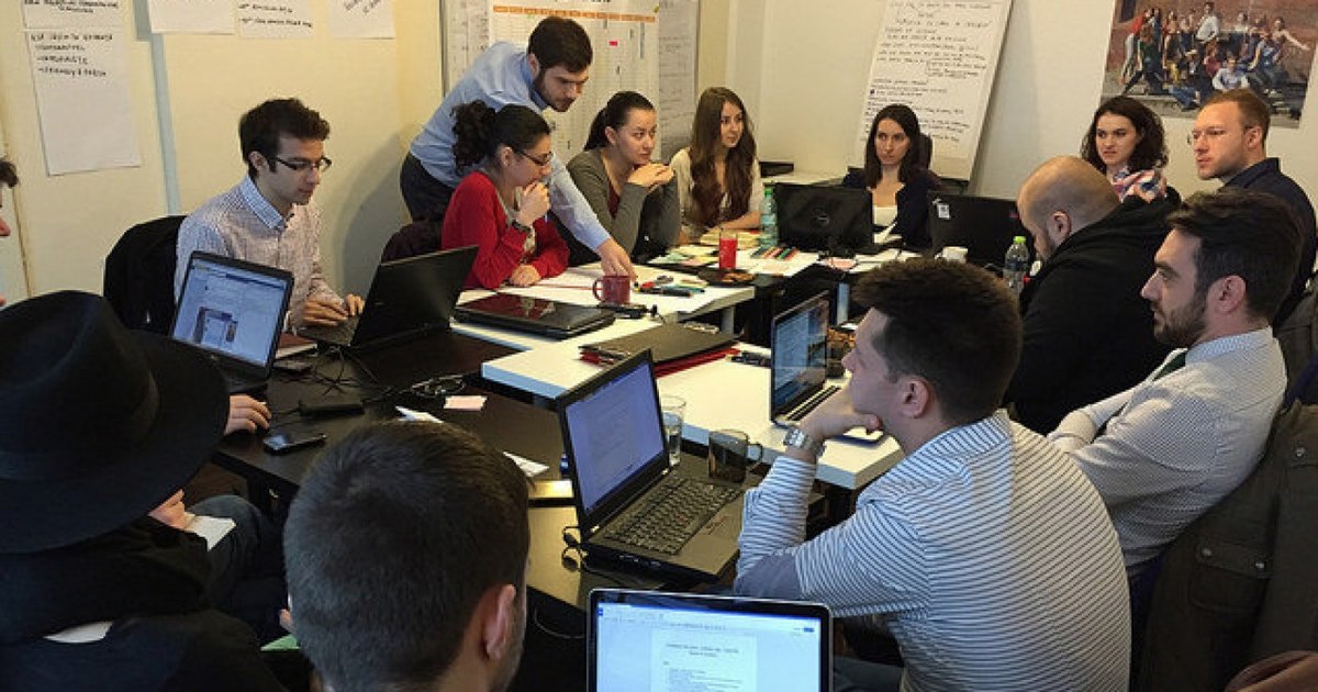 Ce este Generaţia Tech, programul care te ajută să te angajezi după ...