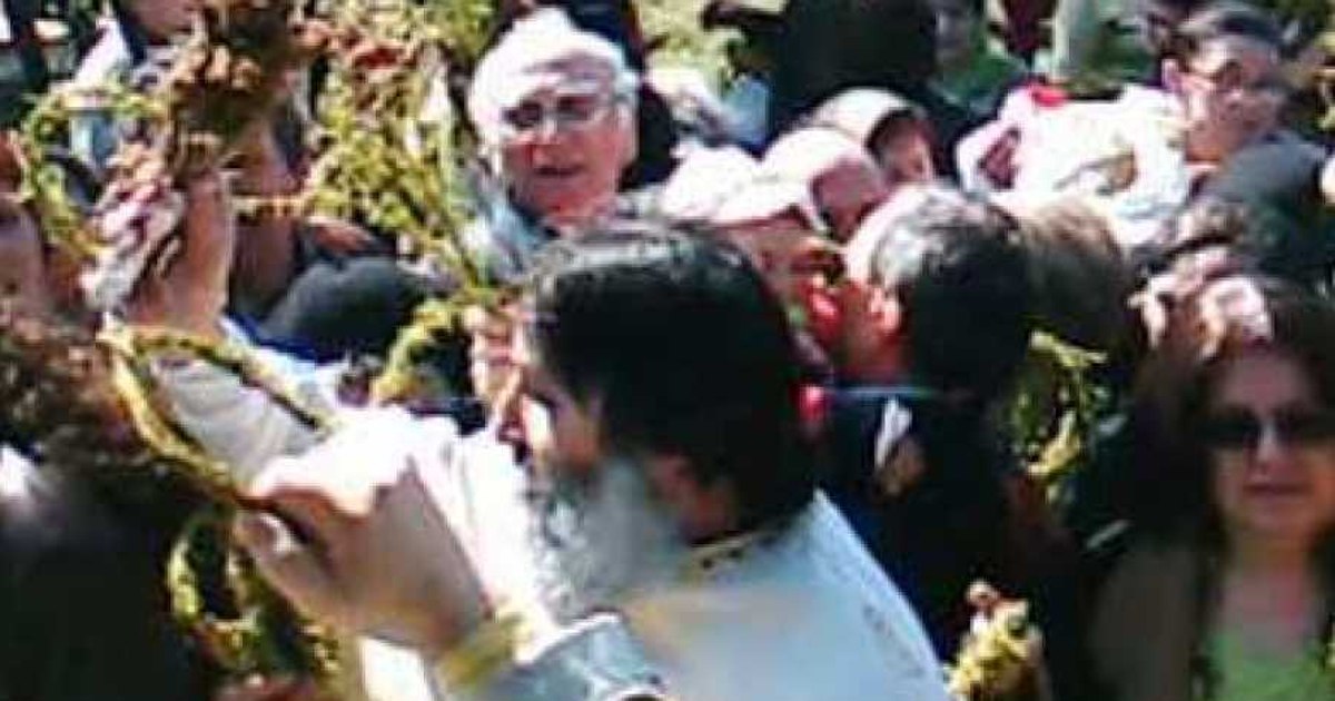 FOTO Părintele Nicolae Picu se întoarce în Duminica Floriilor la ...