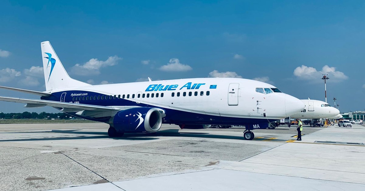 Blue Air suspendă toate zborurile din România | adevarul.ro