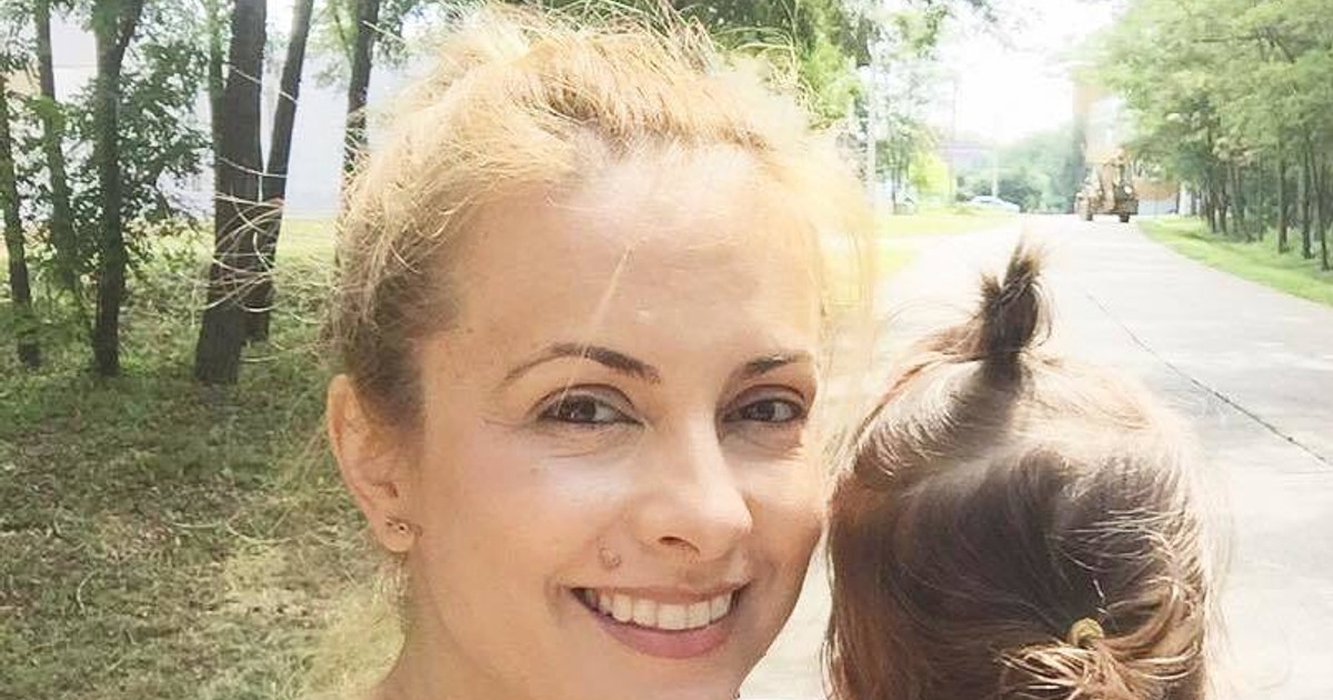 Ce spune Simona Gherghe despre fetiţa ei. Ana a împlinit trei ani