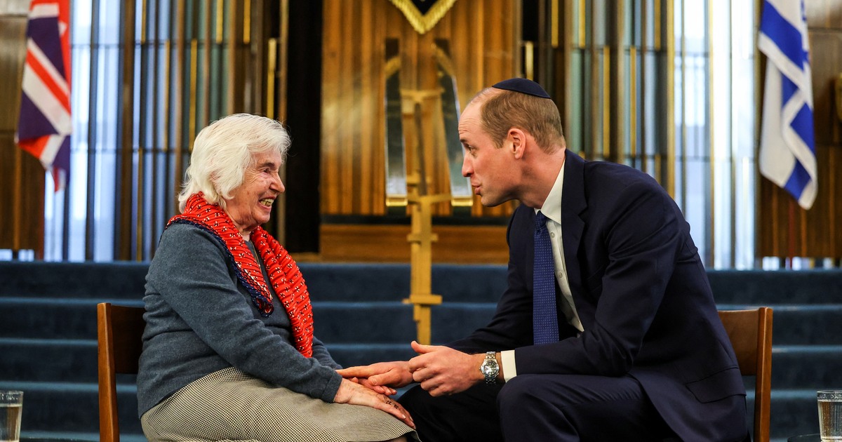 „Mi-e dor de Kate!". Întors la lucru, William a transmis un mesaj din ...