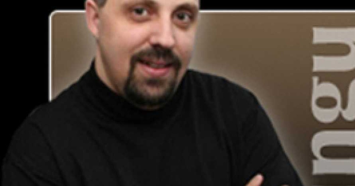 Iaşi: PORTRET: Dan Lungu Scriitorul pentru care succesul este normal ...