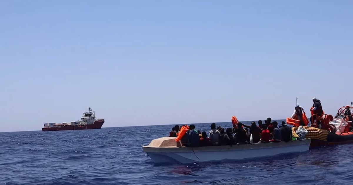 Nava-ambulanţă Ocean Viking a salvat 46 de migranţi în Mediterana ...