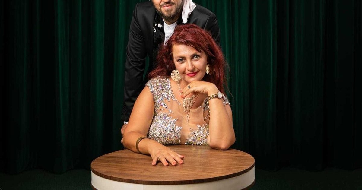 Rona Hartner a divorţat oficial. "A semnat cu lacrimi în ochi"