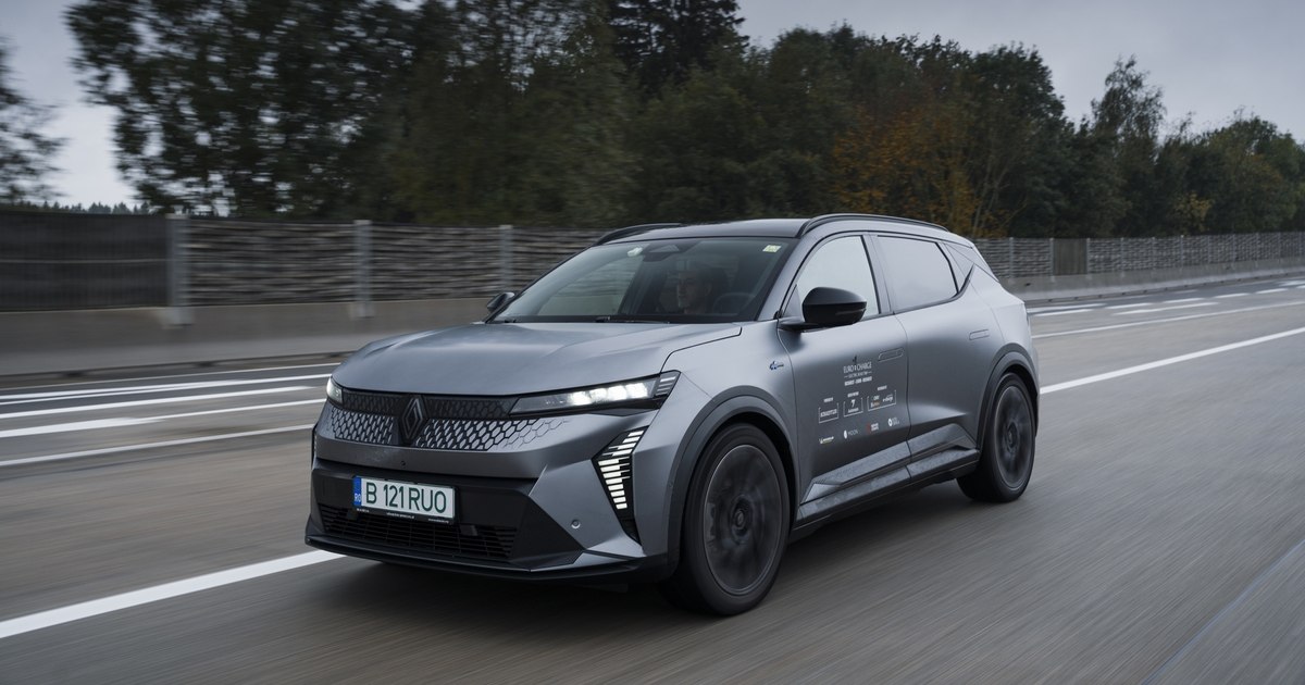 Eurocharge - Renault Scenic E-Tech | adevarul.ro