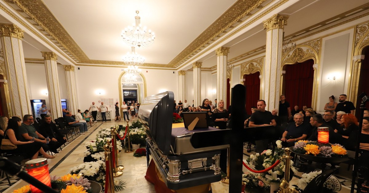 „Mihai, Hunedoara te iubește!” Priveghi emoționant pentru fostul ...