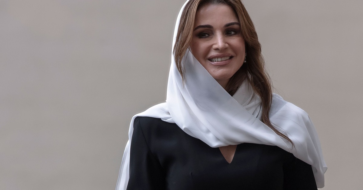 Stilata Regină s-a întâlnit cu Papa Francisc. Însă Rania nu are ...