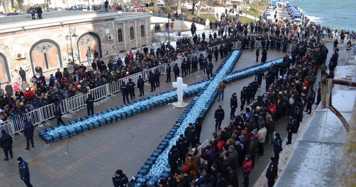 Boboteaza, tradiţii şi obiceiuri: ziua când se prind farmecele, se ...