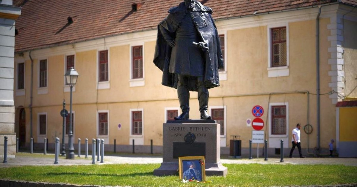 Moment tensionat în Cetatea Alba Iulia. Portretul lui Avram Iancu ...