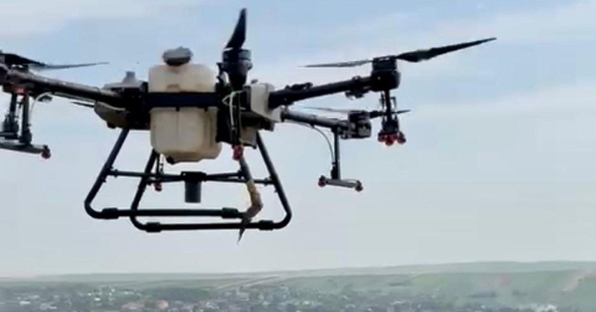 Dronele tehnologice, soluția cea mai eficientă la criza de angajați din agricultură. „Nu mai are ...