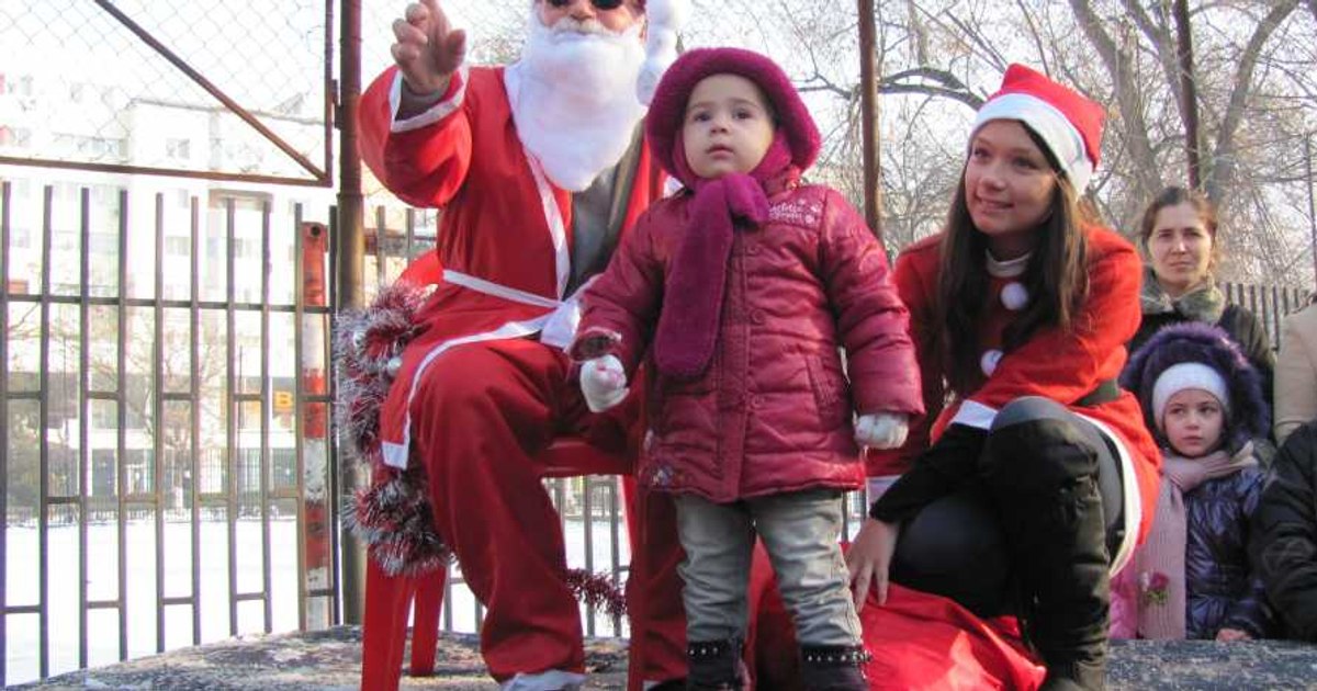 Astăzi, ora 10.30, Acadele şi poze cu Moş Crăciun | adevarul.ro