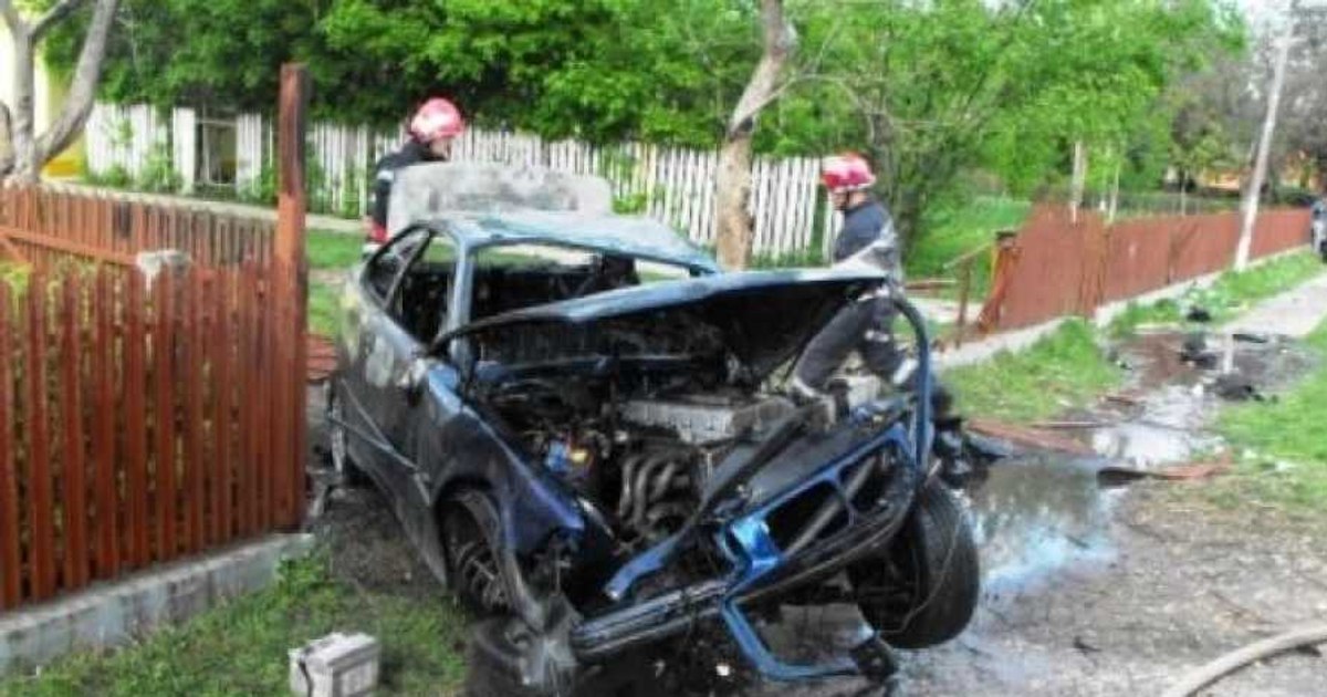 FOTO Tânărul care a intrat cu BMW-ul în cinci femei care stăteau la ...