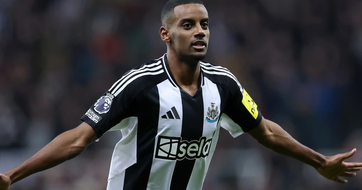 Se face cel mai scump transfer din istoria Angliei. Liverpool își ...