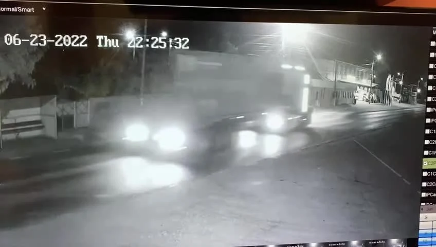 Copil de 16 ani lovit de un camion | adevarul.ro