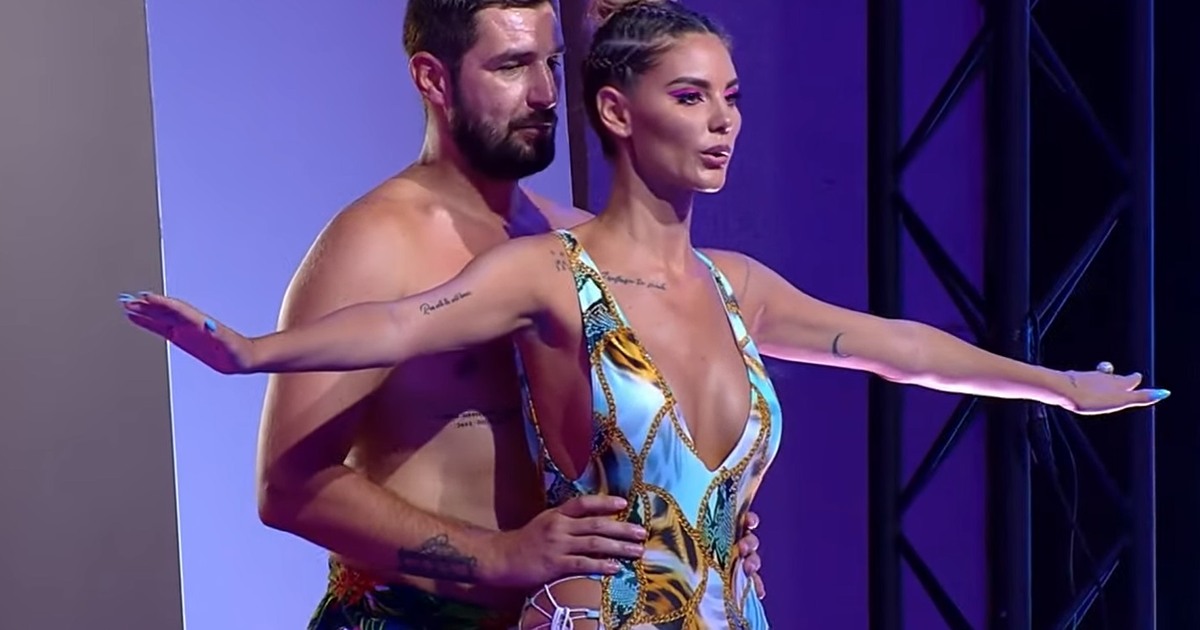 VIDEO Ramona Olaru și Cătălin Cazacu au sărit împreună la „Splash“. „Vezi ce face dragostea din om?“