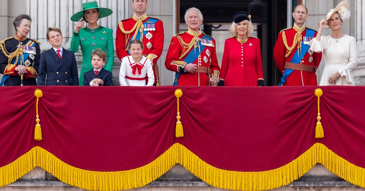 Ce alergii au membrii Familiei Regale britanice. Cine suferă de febra ...