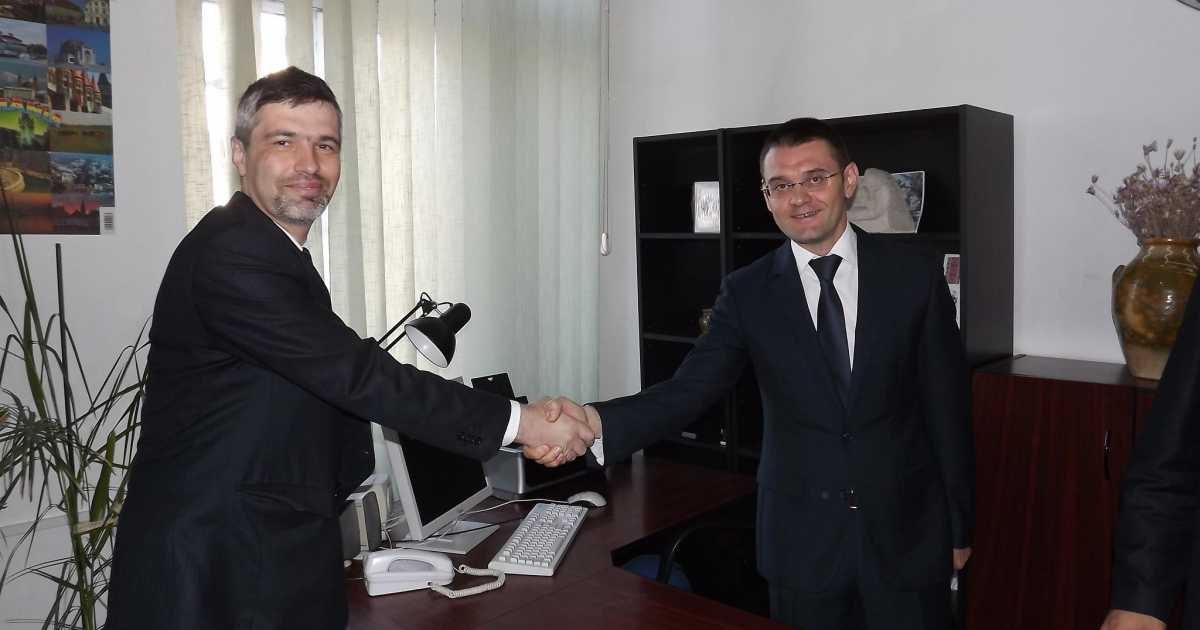 Traian Negulescu, instalat director la Direcţia pentru Cultură şi ...