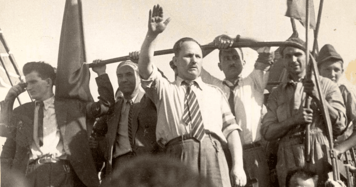 O poză veche și legenda despre Nicolae Ceaușescu se destramă ca un fum