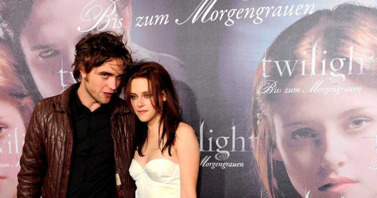 Mii de fani, la „coadă“ pentru noul film din seria „Amurg“ | adevarul.ro