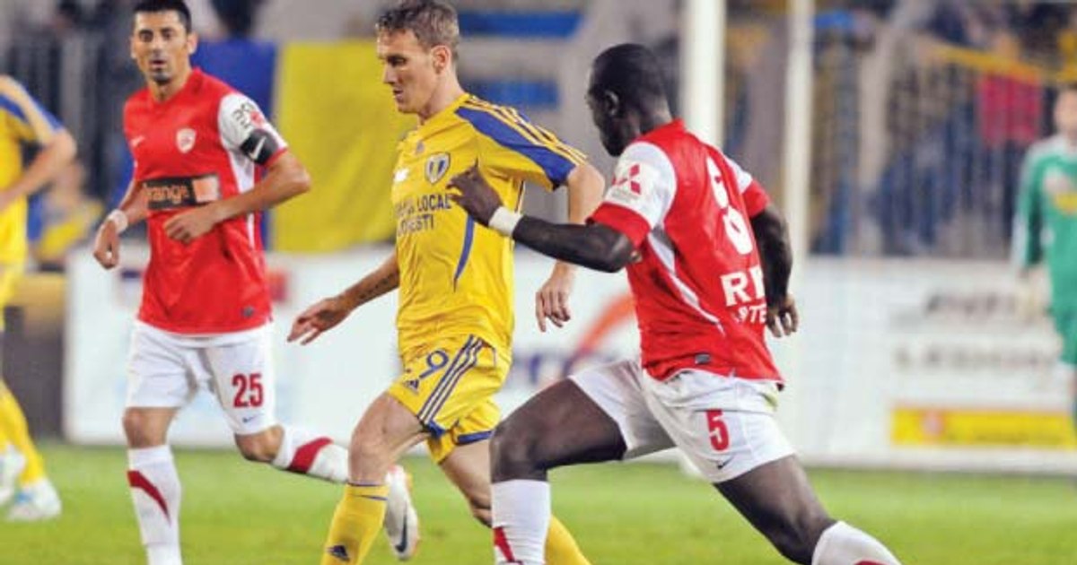 Nicolae Mitea şi Radu Barbu şi-au reziliat contractele cu Petrolul ...