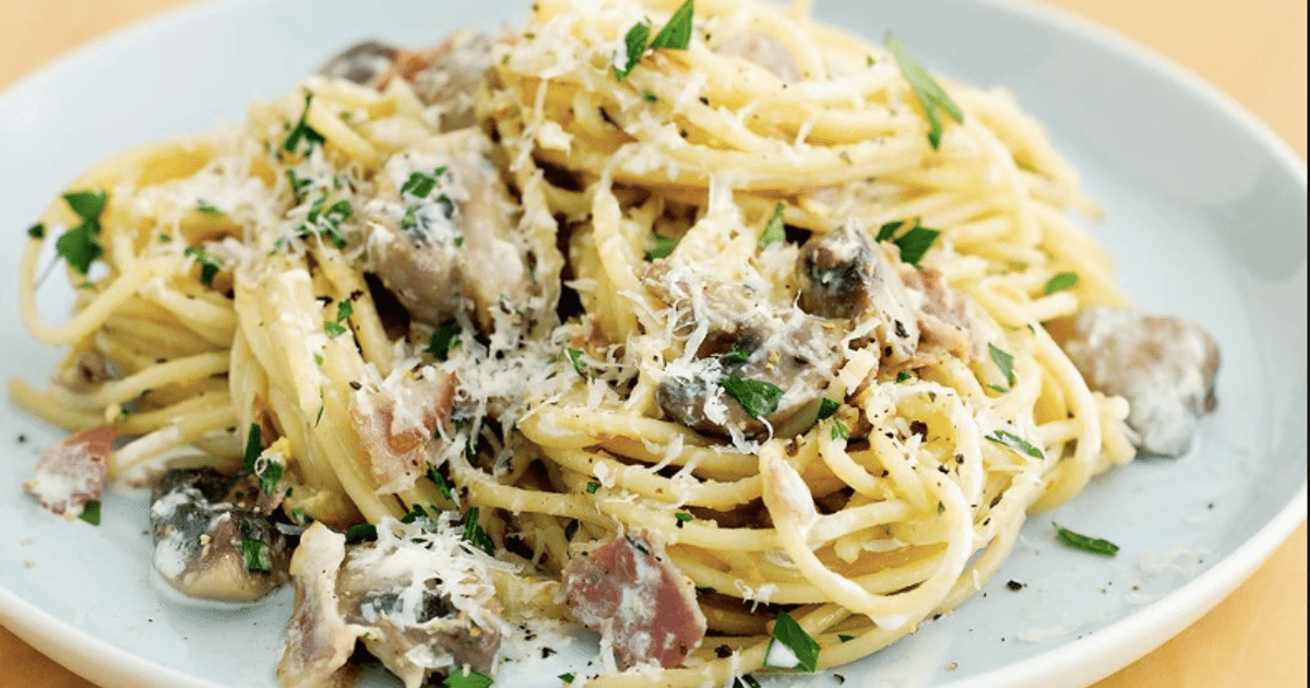 Paste cu bacon şi cimbru