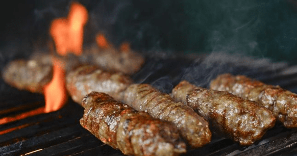 Reţetă de mici cu carne de oaie şi porc