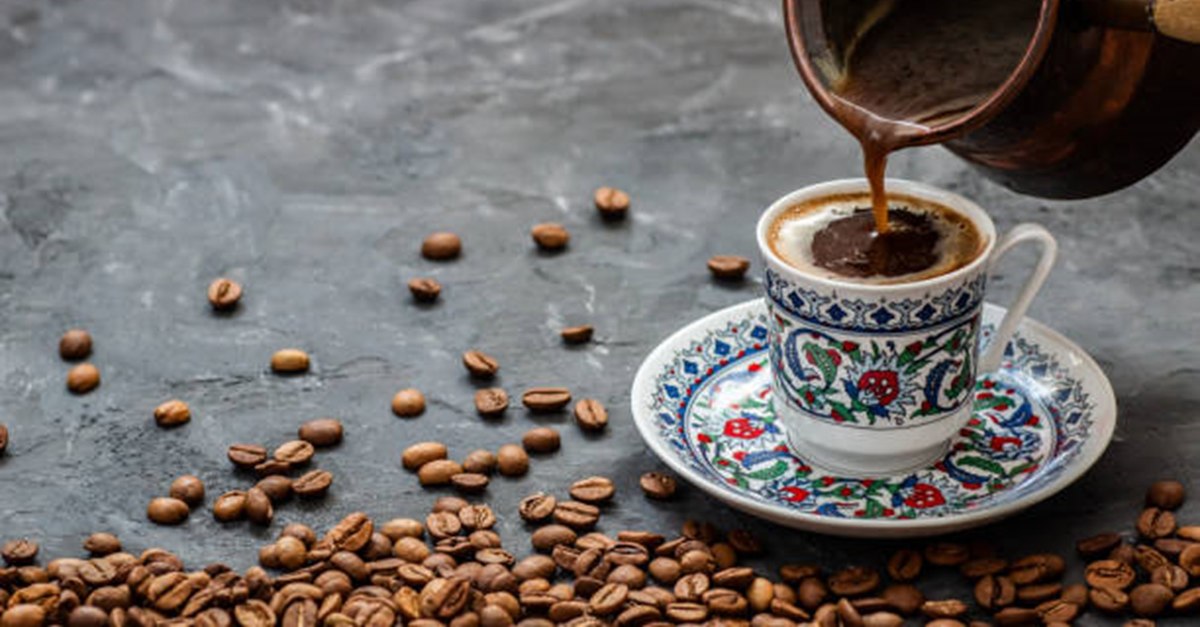 Care este condimentul care poate înlocui zahărul în cafea și aduce și ...