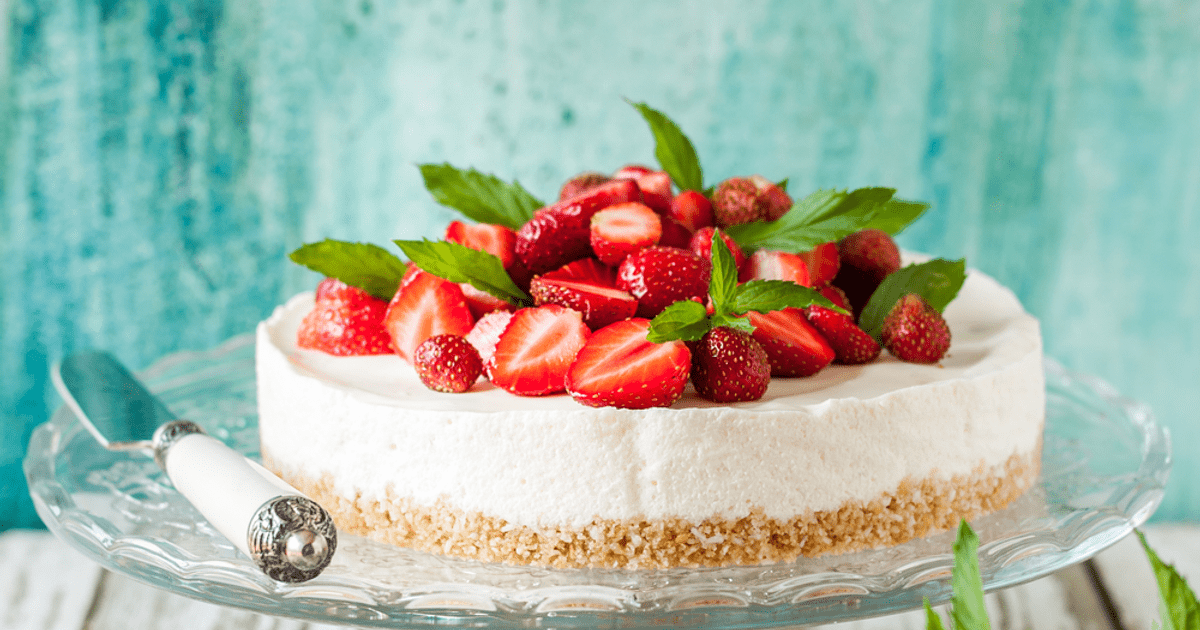 Cheesecake cu fructe, gata în doi timpi și trei mișcări