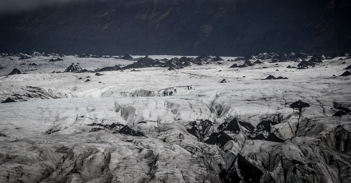 Vulcanul Katla se pregăteşte să îngroape planeta în beznă