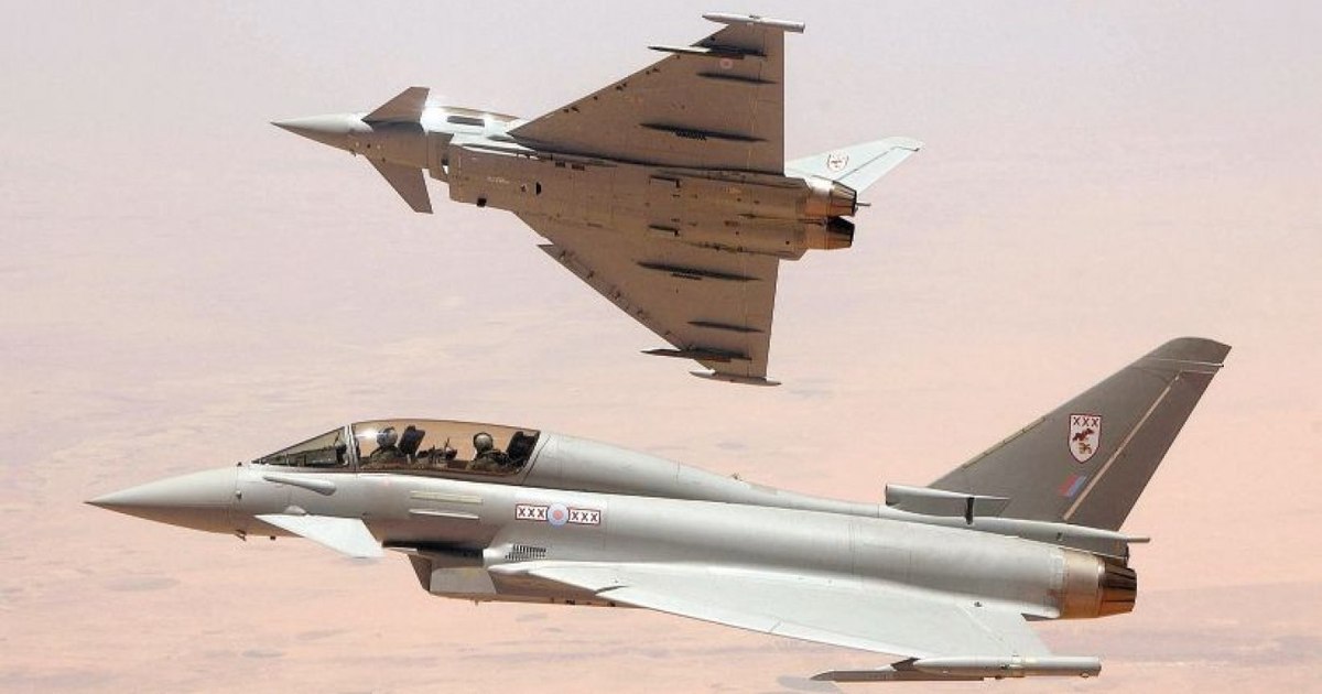 Avioane britanice protejează navele de marfă de atacuri rusești în ...