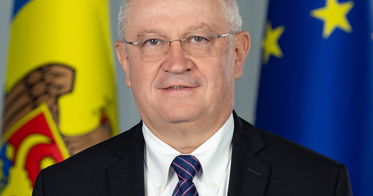 Cine este Alexandru Munteanu, noul premier al Republicii Moldova: are o ...