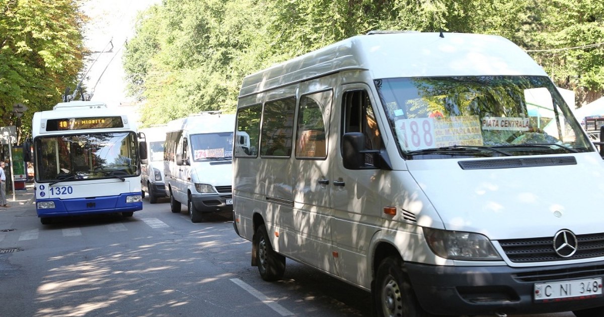 Cum vor circula microbuzele din Chişinău, începând cu 25 august | adevarul.ro